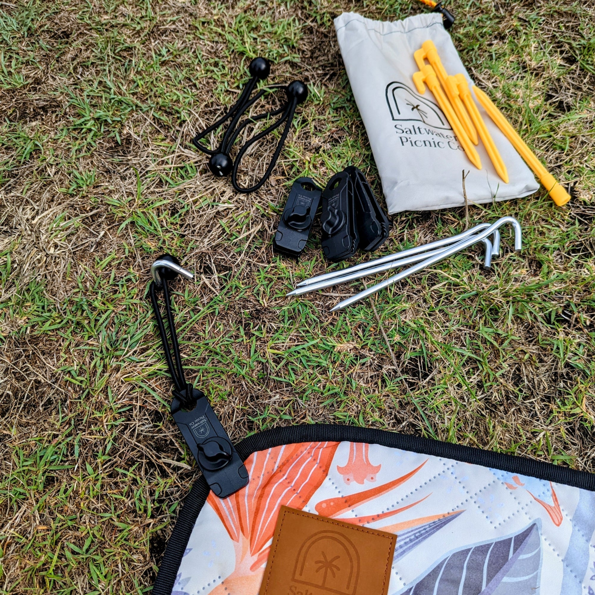 Wind Pack for Saltwater Picnic Co Blankets. – Saltwater Picnic Co.